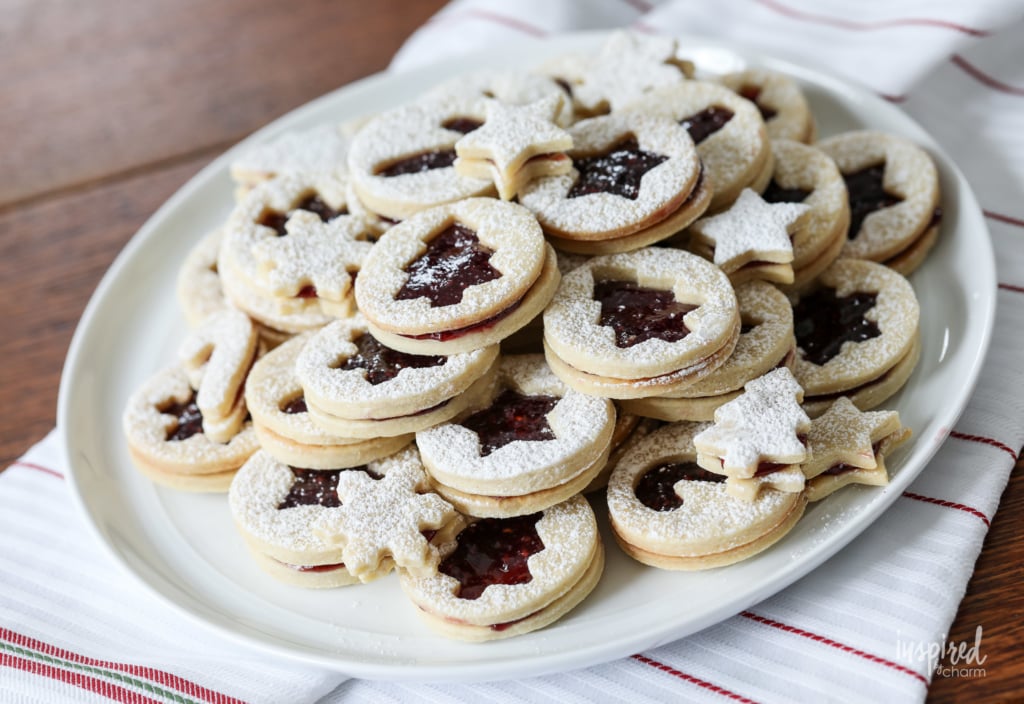 Linzer Cookies - Classic Christmas Holiday Cookie Recipe