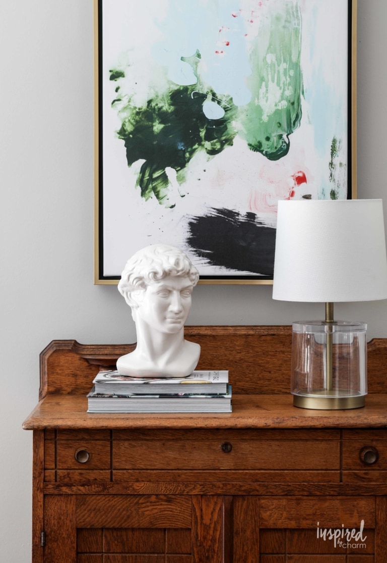 The Vintage Aesthetic: Keeping History Alive in Home Decor