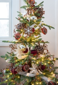 Gingerbread-Inspired Christmas Tree - Christmas Tree Decorating