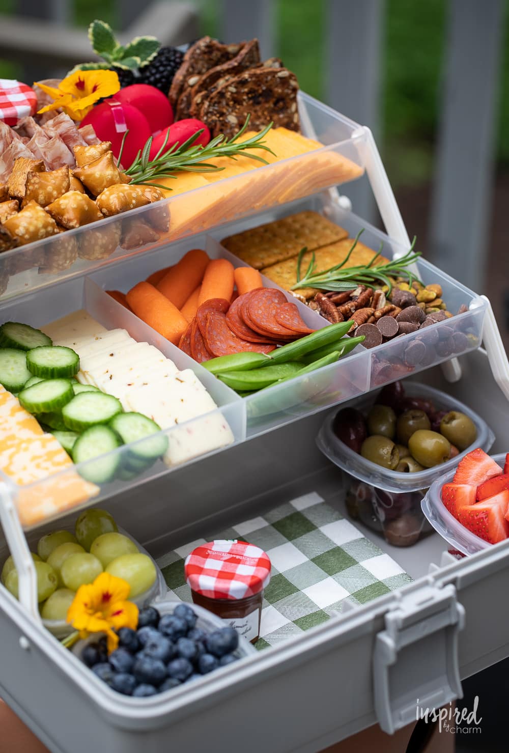 Snackle Box - the ultimate grazing box / charcuterie