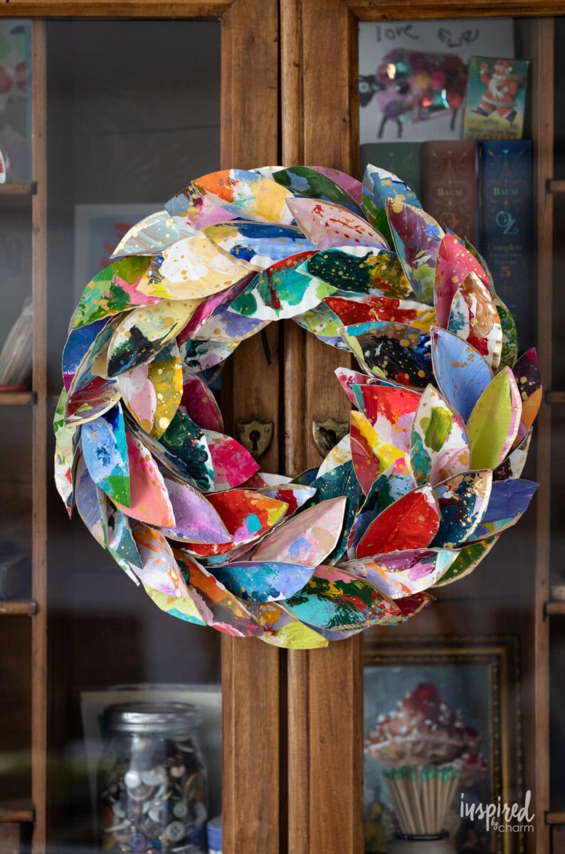 Paper Plate Palette Wreath