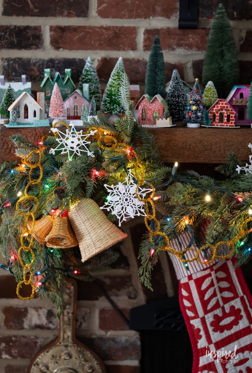 Pipe Cleaner Loop Garland for Christmas